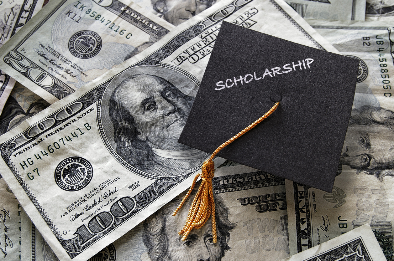 Prioritize Your Search for College Scholarships | TeenLife
