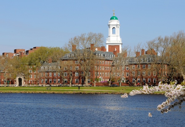 Summer College Tours: Eat Lunch on Campus and Other Suggestions | TeenLife
