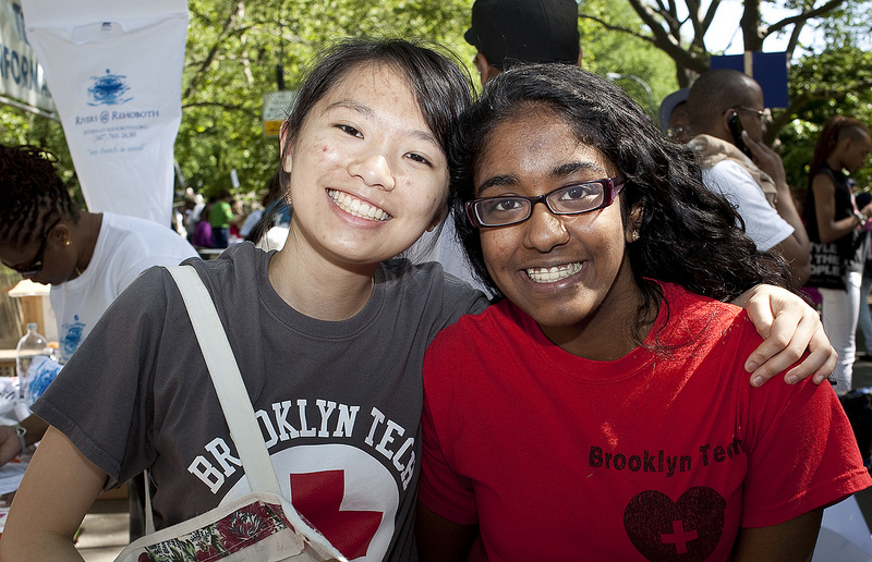 4 Ways to Convince High School Students They Have Time to Volunteer ...